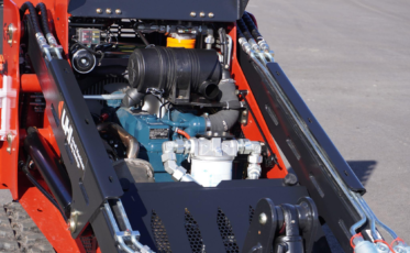 UHI Machinery 36" U25TK2 880 lb Rated Load. Kubota Engine - UHI ...