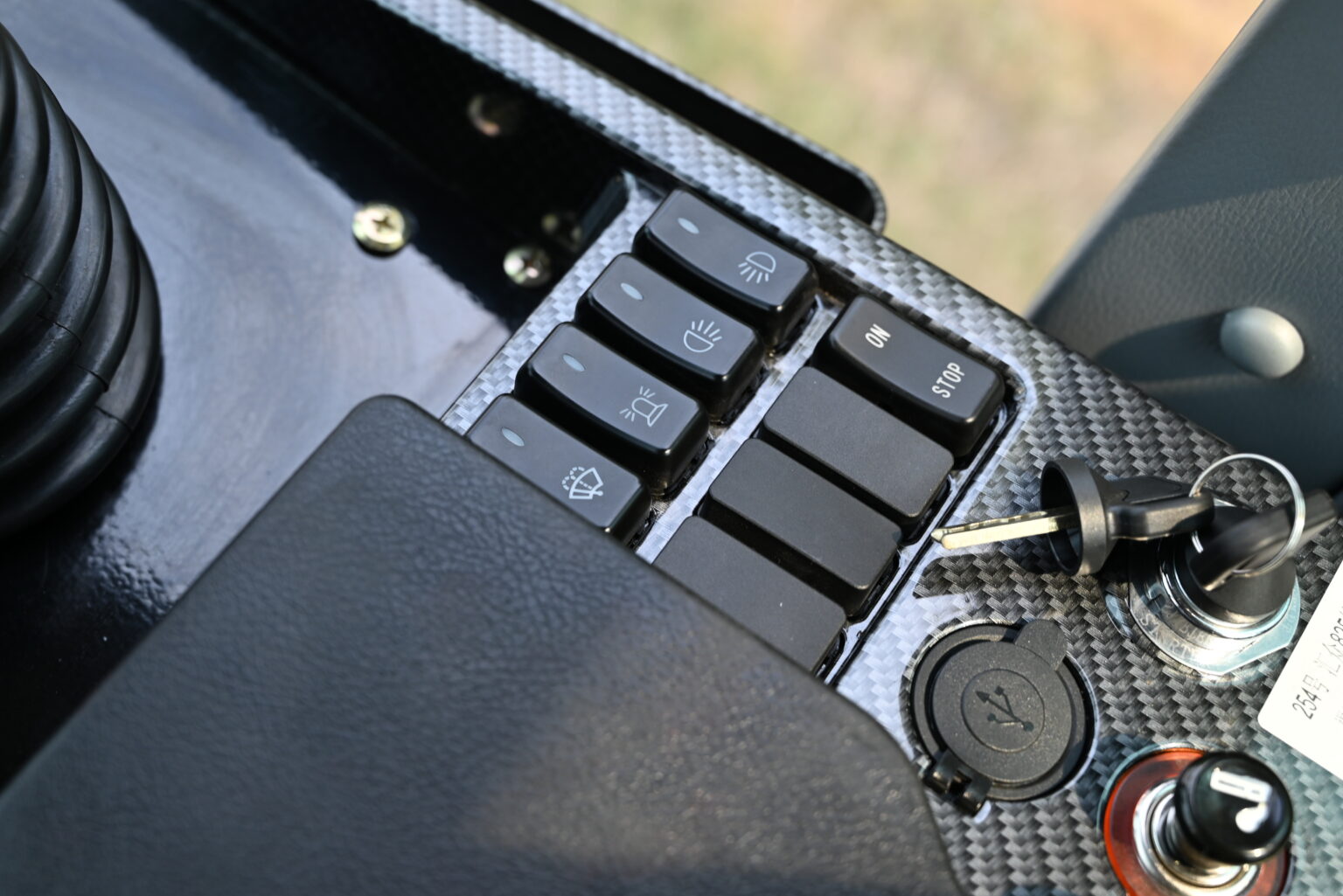 UHI Machinery UWL825HT Telescopic Handler Wheel Loader 5,511lbs. Lift ...