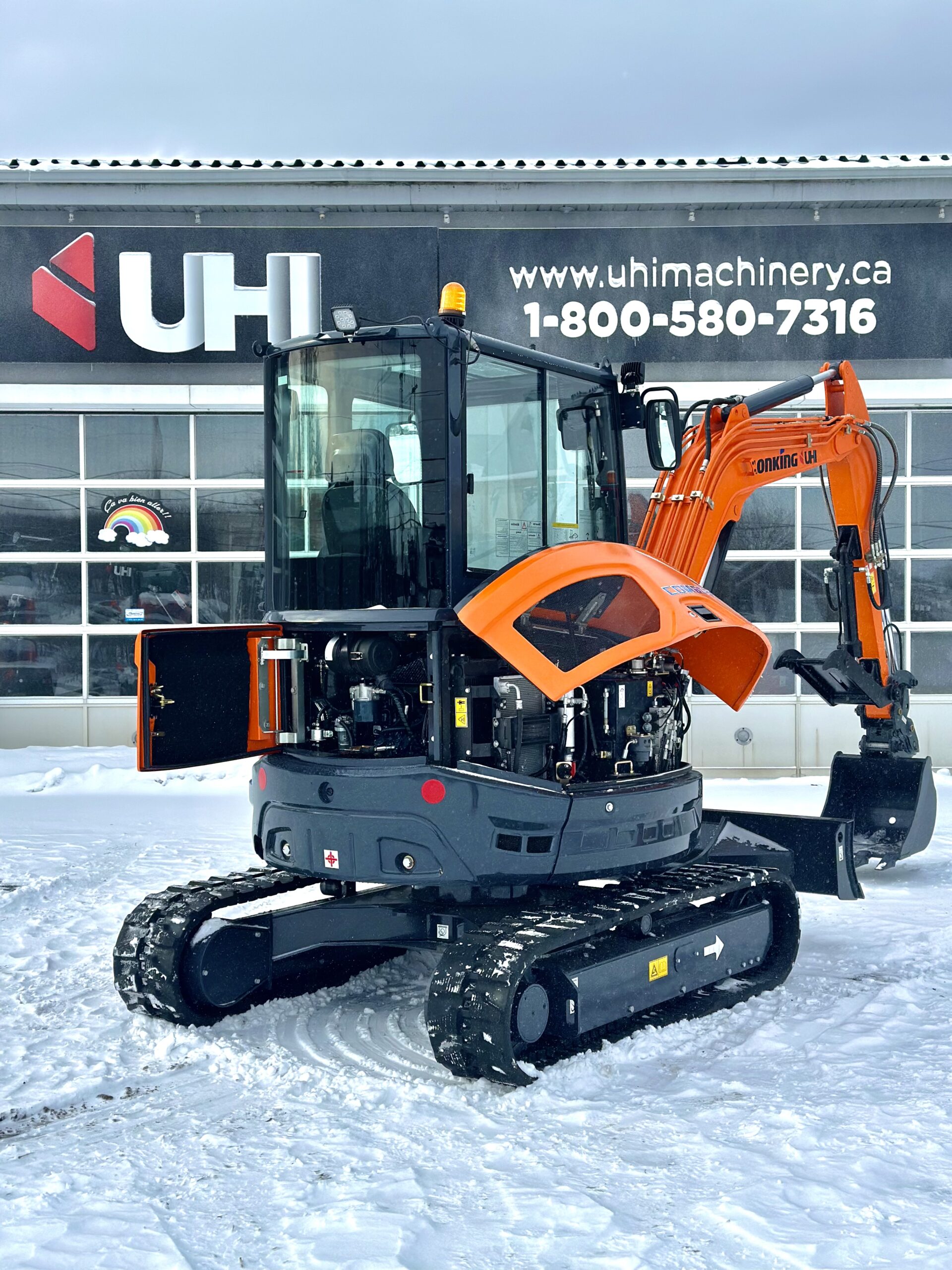 UHI Machinery CDM6035 Mini Excavator 8,488lbs. Kubota Engine – UHI ...