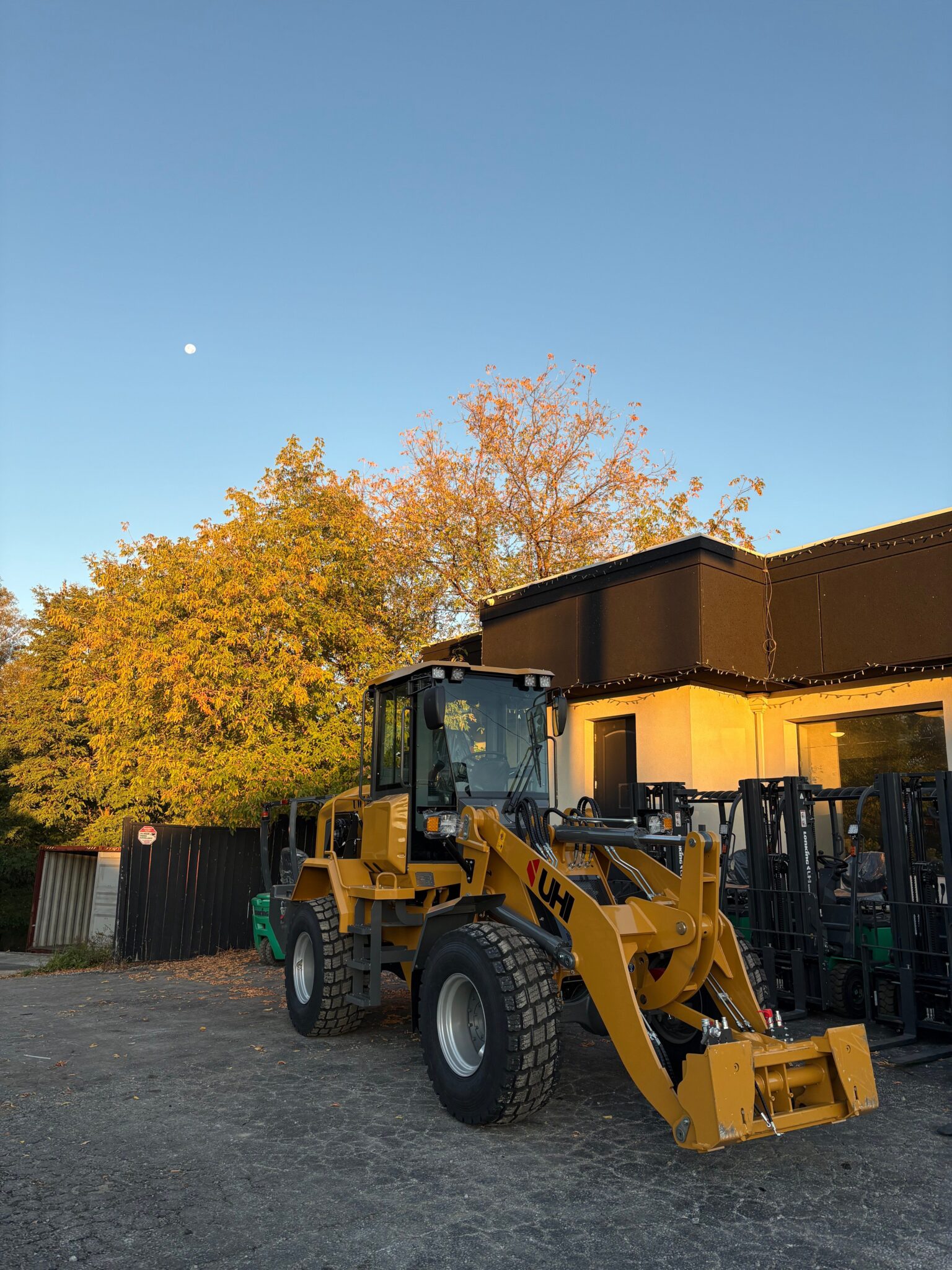 Wheel Loader – UHI MACHINERY CA